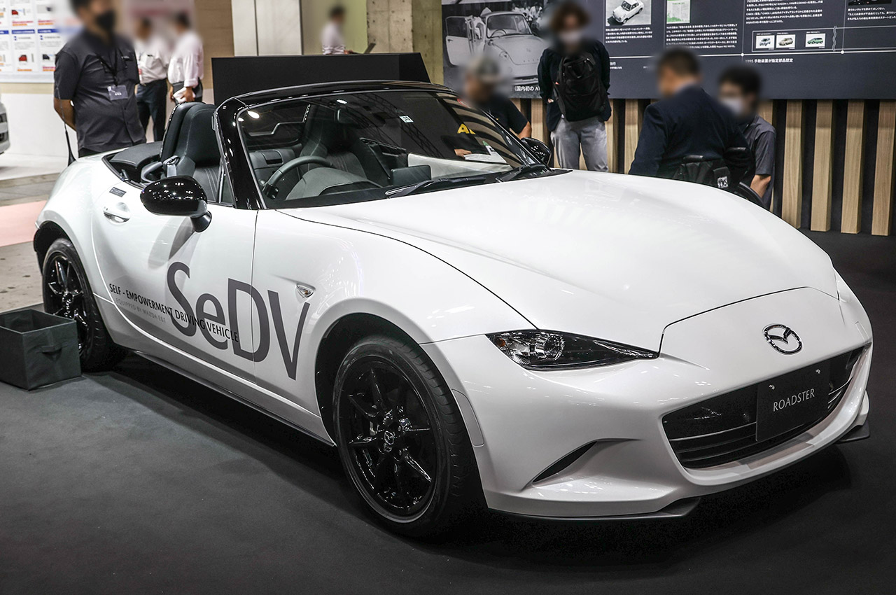 【H.C.R. 2023 レポート】ハンドルでアクセル操作ができる「CX-30 SeDV」（参考出品車） - Believe - ビリーヴ ...